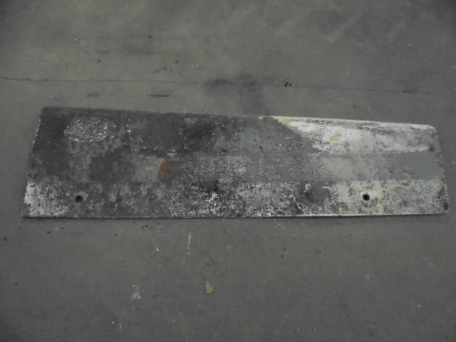 For MASSEY FERGUSON 390 RH BONNET SIDE PANEL – Gwynedd Farm Machinery Ltd