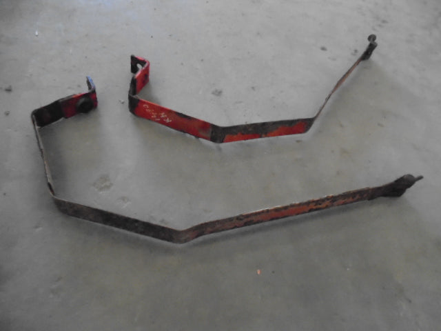 For DAVID BROWN 1490 RH DIESEL TANK STRAPS (pair) – Gwynedd Farm ...