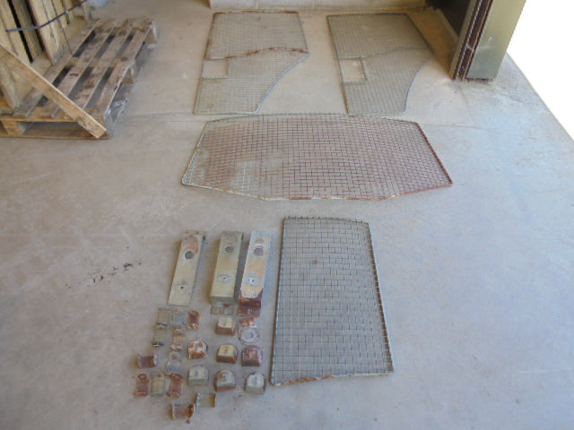 For JOHN DEERE 6020/6030 Series WINDOW MESH GUARDS ASSEMBLY & BRACKETS ...