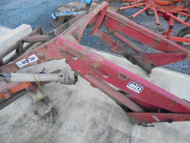 QUICKE 3260 LOADER with DAVID BROWN 996 BRACKETS – Gwynedd Farm ...