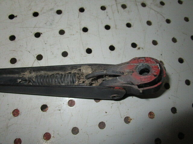 Case/International 885XL Windscreen Wiper Arm in Good Condition ...