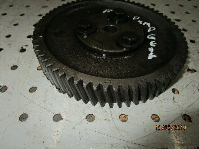 Case IH 885 Diesel Injector Pump Timing Gear in Good Condition ...