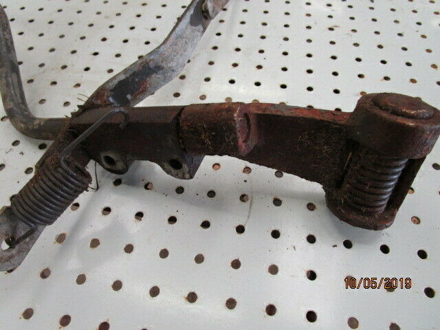 Massey Ferguson 365-390 Diff Lock Pedal Assembly in Good Condition ...