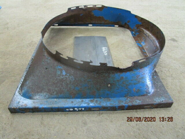Ford 4600 Radiator Cowling in Good Condition – Gwynedd Farm Machinery Ltd