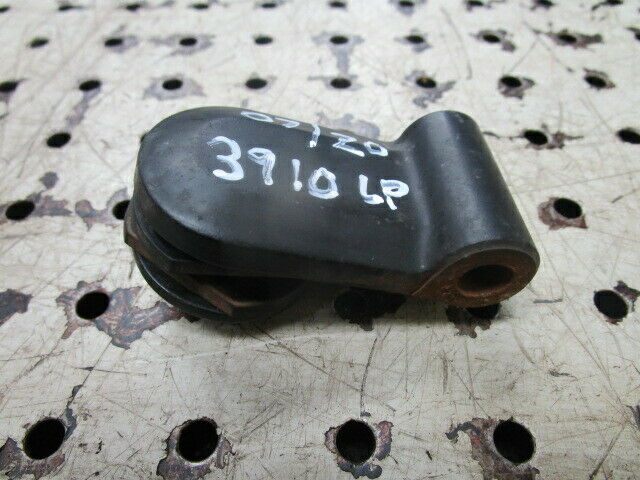 Ford 3910, 4610 LP Cab Side/Rear Window Hinge in Good Condition ...