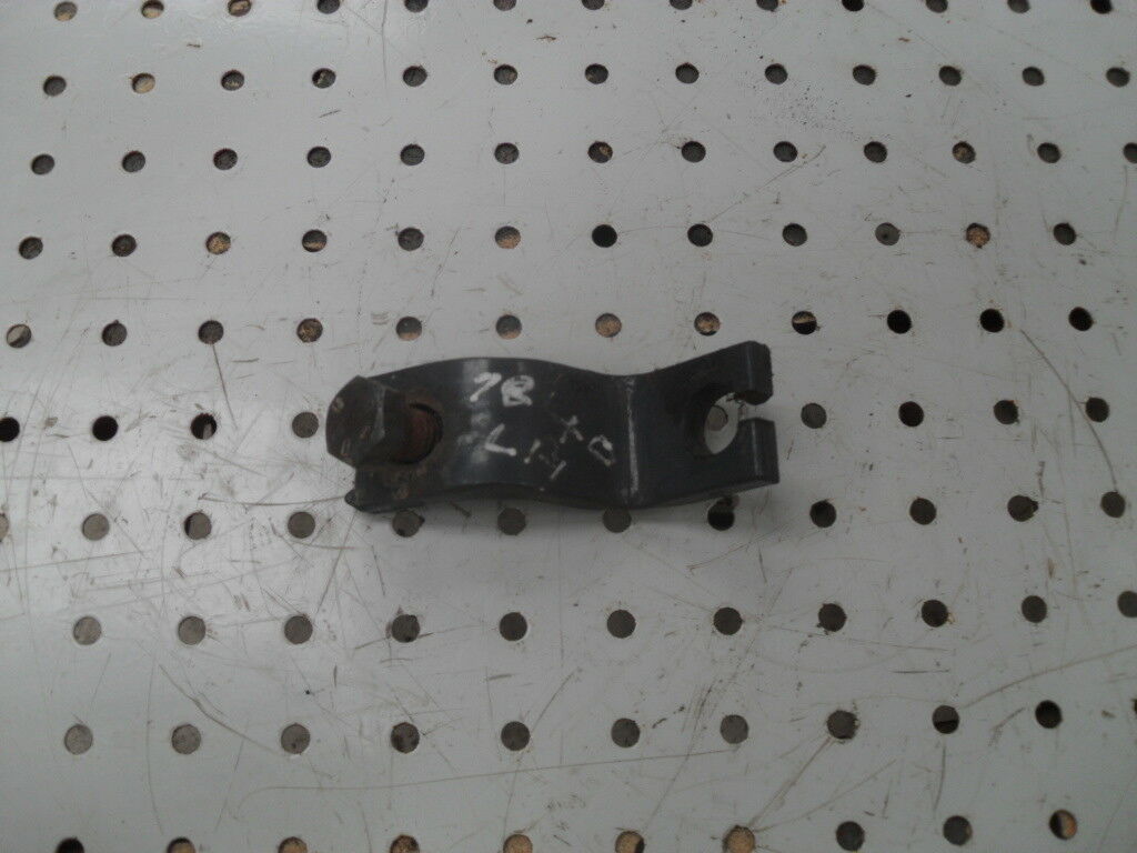 Ford/New Holland 7840 Handbrake Cable Mounting Bracket on Rear Axle ...