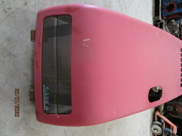 CASE IH CS 94 Bonnet Assembly in Good Condition – Gwynedd Farm ...