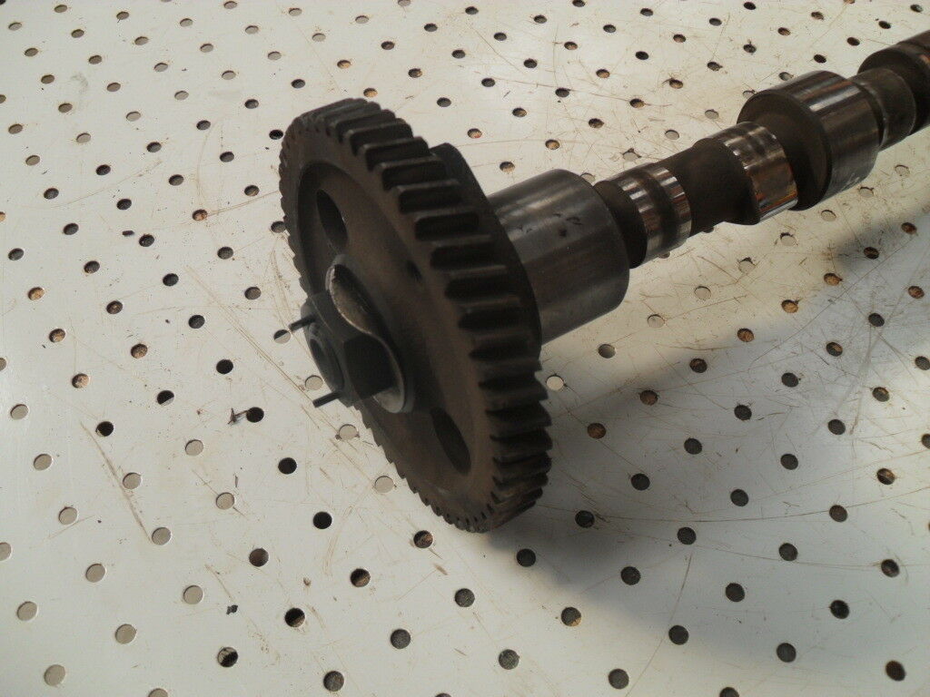 Leyland 255 / 270 / 272 Engine Camshaft & Timing Gear in Good Conditio ...
