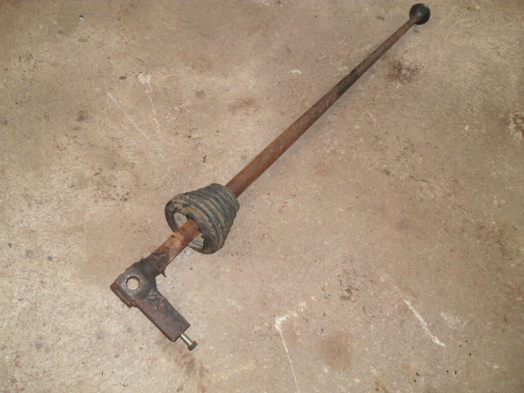 Ford 550 Digger Front Loader Control Lever – Gwynedd Farm Machinery Ltd
