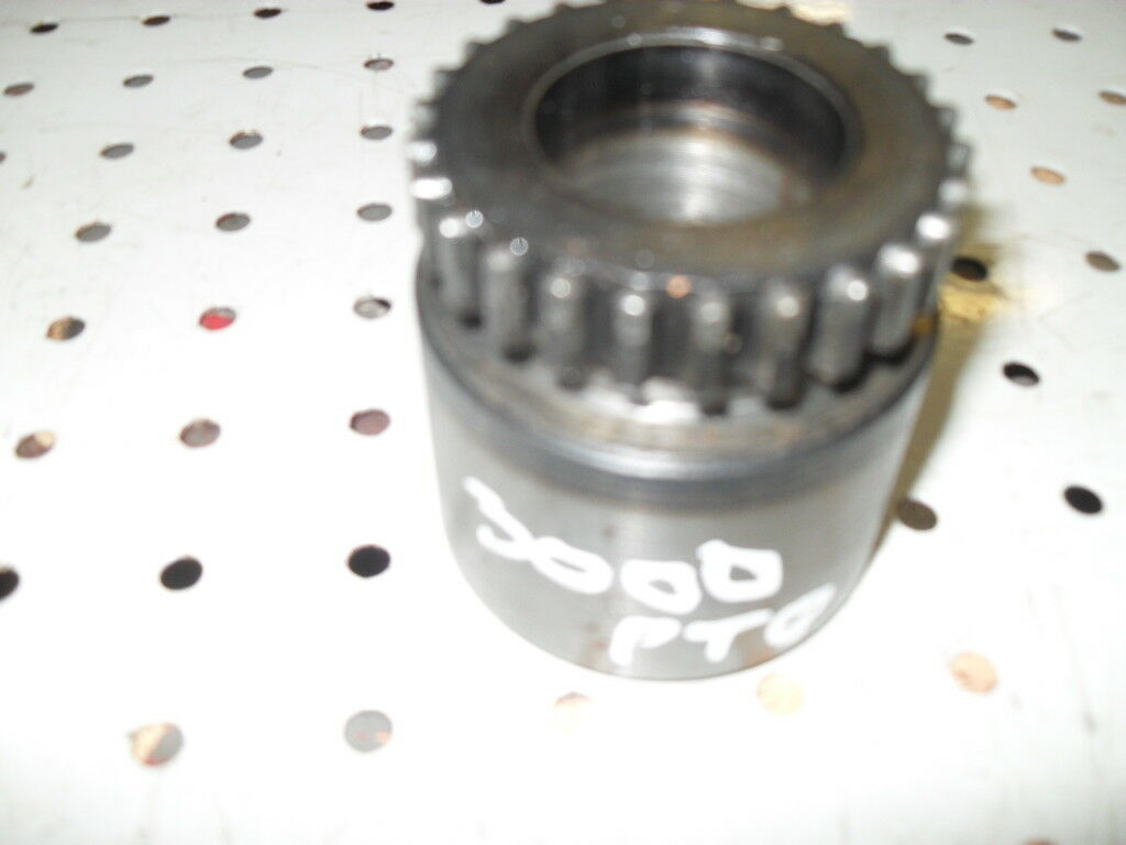 Ford 3000 PTO Shaft Engaging Coupler Gear in Good condition – Gwynedd ...