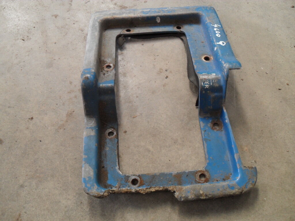 Ford 4600 Q Cab Hydraulic Lever Quadrant Cover - Little damage to one ...