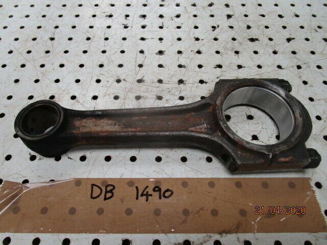 David Brown 1490 Engine Con Rod in Good Condition – Gwynedd Farm ...