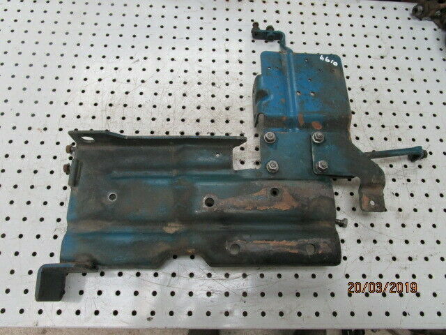 Ford 5610, 6610, 7610 Battery Tray Mounting Bracket Assembly in Good C ...