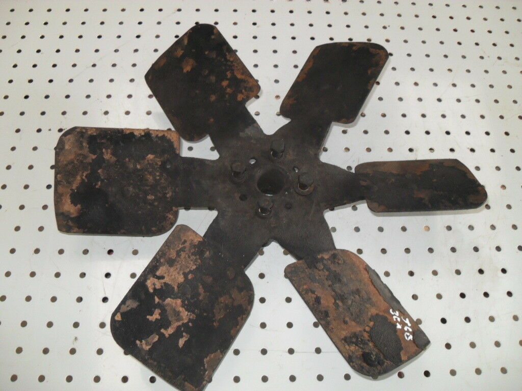 JCB 3cx Engine Cooling Fan and Spacer Block ( 4-236 Engine ) – Gwynedd ...