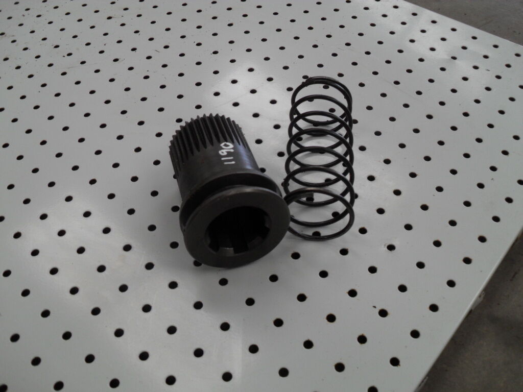 David Brown 1190 Diff Lock Gear & Return Spring - Good condition ...